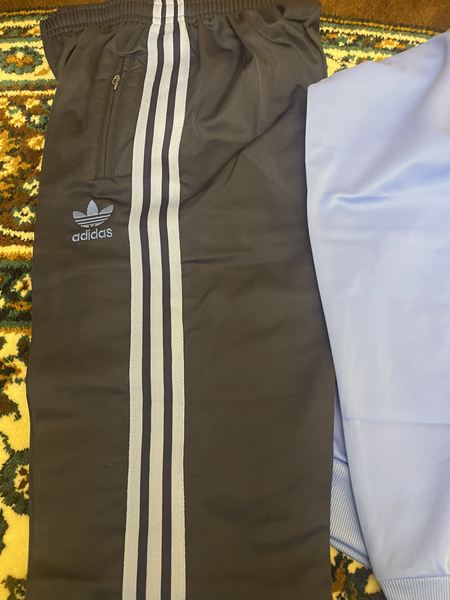 Продаётся спортивка Adidas