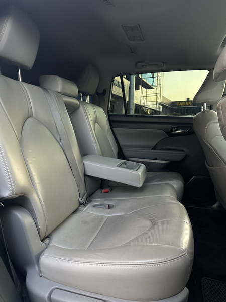 Toyota Highlander Hybrid GLE