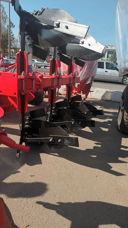 AKSIYA!!! Aylanma plug 3 korpusli, yangi 2024-yil
