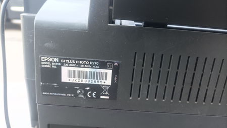 Epson  R270 ishlab turgan printer