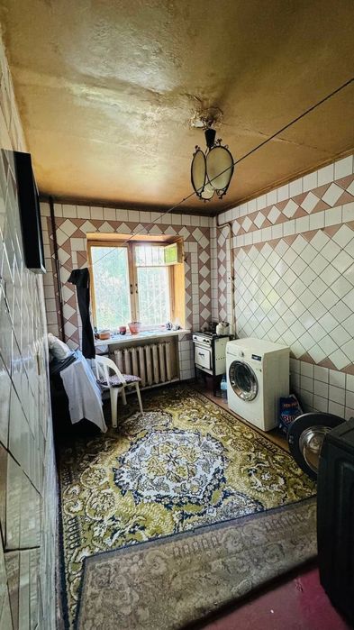 \Чилонзор.2кв.Средный Ремонт.Кирпич.Ар.Паспортный.Стол.