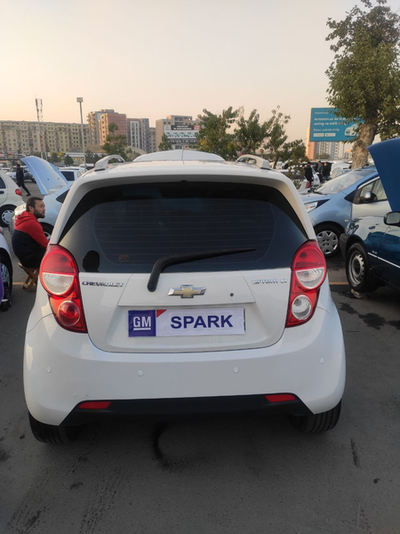 Spark sotiladi srochna sotiladi