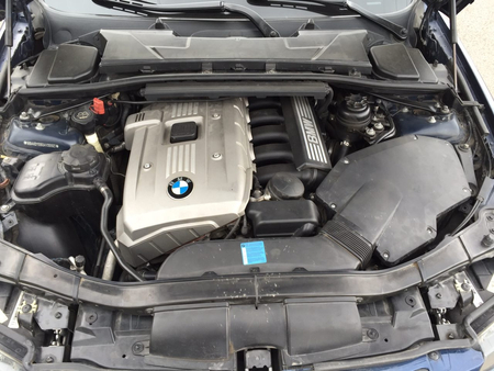 BMW 325 xi e90 2006 г