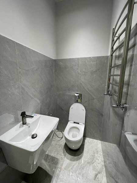 Продаётся 3/5/10 квартира Ж/К Darkhan avenue Br13