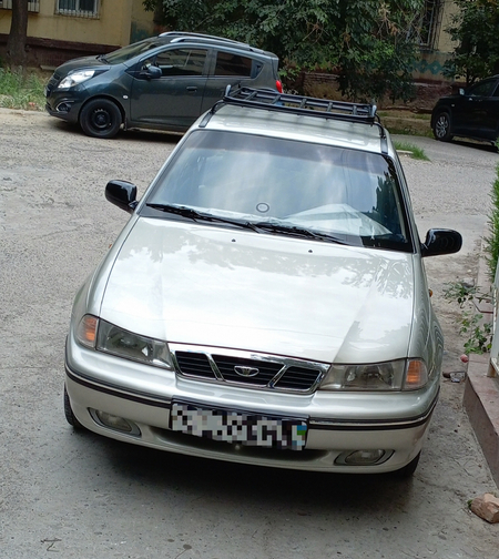 Daewoo Nexia1 sons