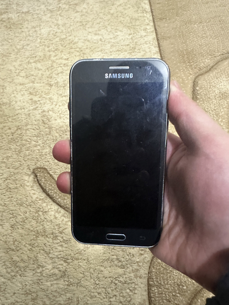 Samsung j2 sotiladi