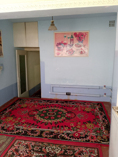 6mikrorayonda 4qavatlik panel uyning 4qavatida 1xonalik kvartira sotil