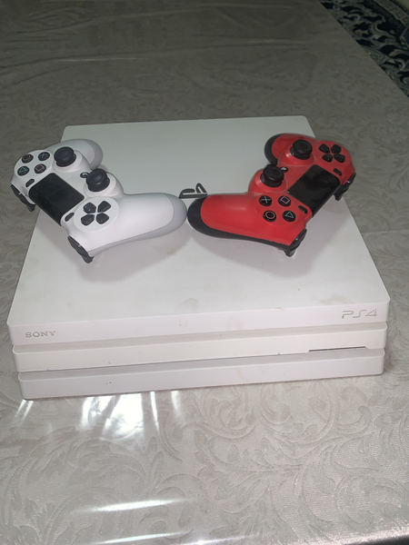 Playstation 4Pro 1TB