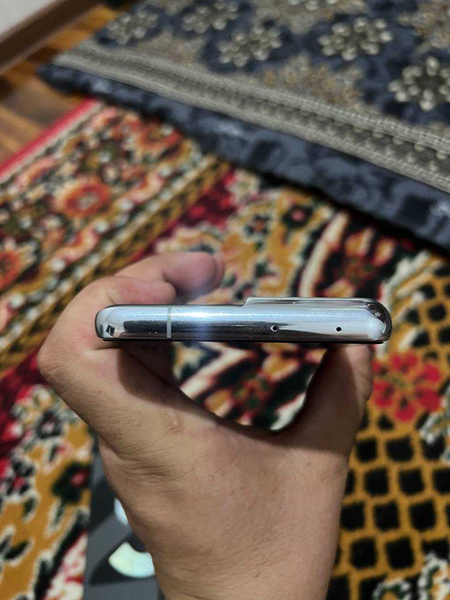 Samsung s21 ultra tezda sotiladi edial holatda