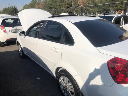 Arenda lacetti 1.8avtamat