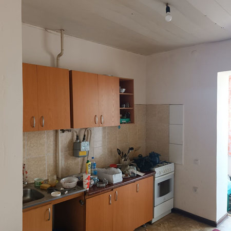 Продам банковскую 2 ком.квартиру на Сергели-6