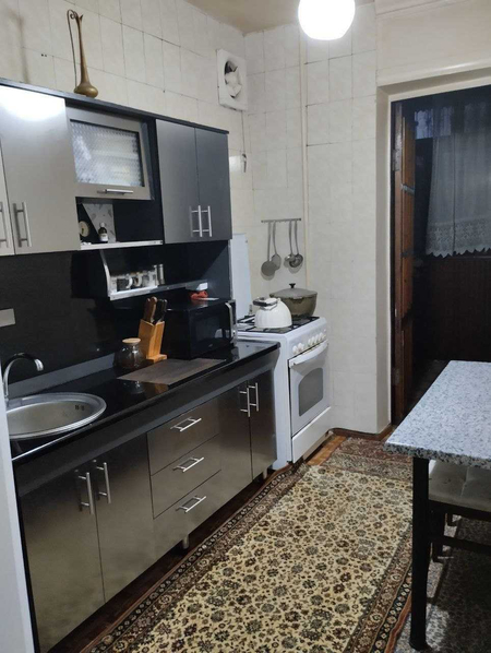 Юнусабад 18 квартал.  3 | 2 | 4. Кирпичный дом, 77 серия, Не торец