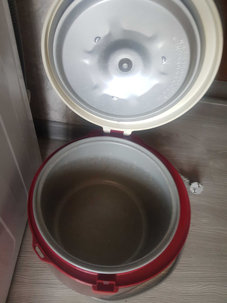 Продам кашеварку б/у рабочая