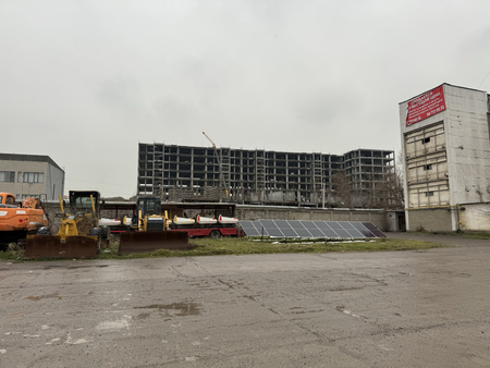 Срочна продаётся Адм. Здания