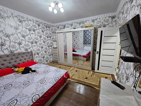 Срочна Тош вил, Гулзор массивда 3 хонали 2+2 сотихли коттедж сотилади