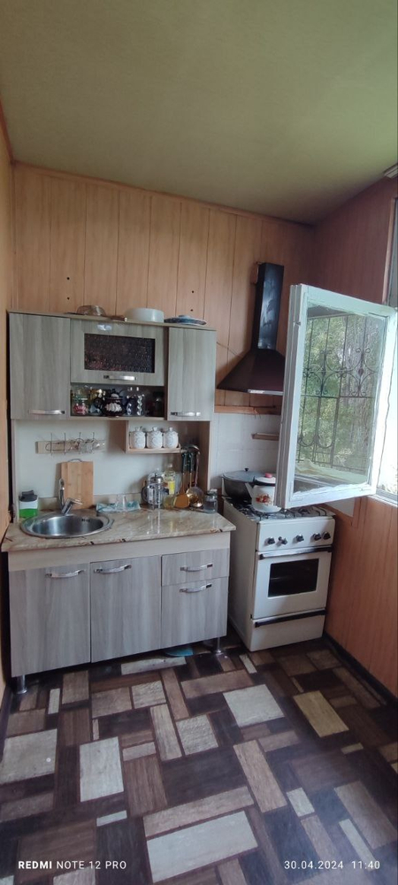 Продаётся на А.Югнаки 1ком