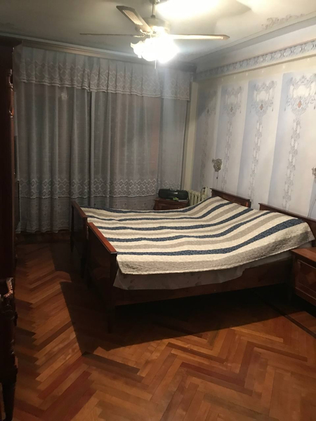 Продам 3 комн-ю квартиру на Максим Горького.