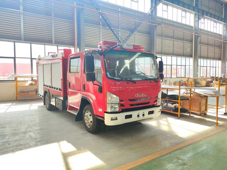 ISUZU пожарной автомобиля 4 Куб