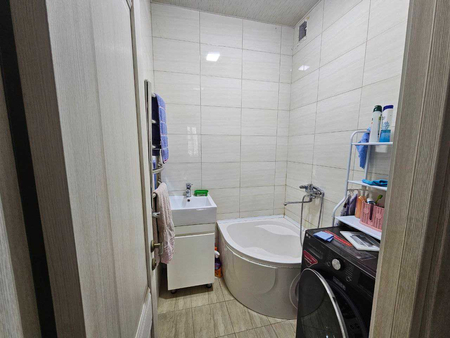 Срочно продам 3х ком квартиру на куйлюке1 ор-р Гостиница HAYOT &