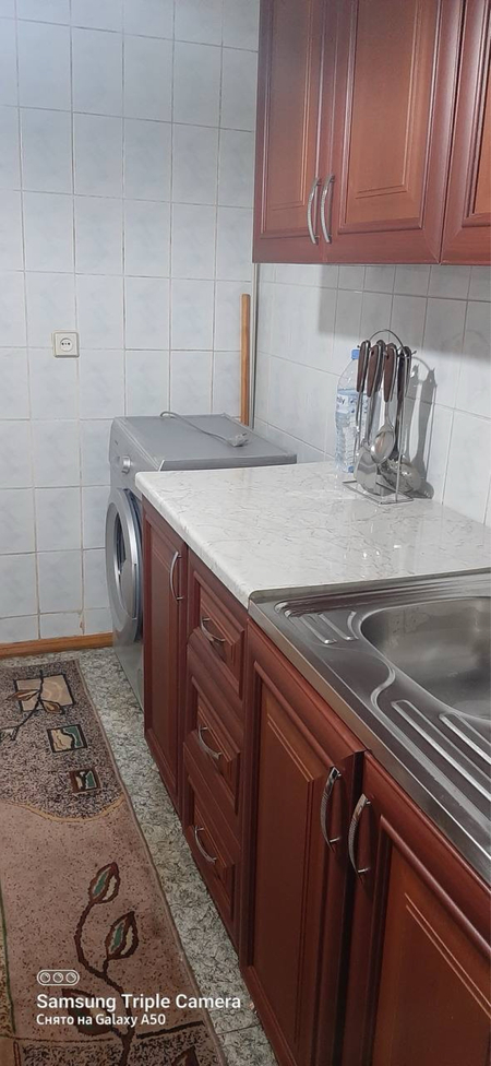 Чиланзар торговый цент 1 комнптная