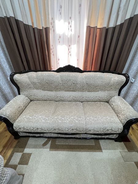 Mebel uzunligi 1,90 boyi 1metr