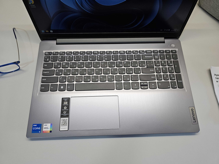 ПРОДАМ Lenovo 15ITL6 Мощный Ноутбук Core™i5-1155G7/8GB/256SSD/15.6