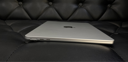Apple MacBook Air M2 8/256GB 2022 года в идеальном состоянии