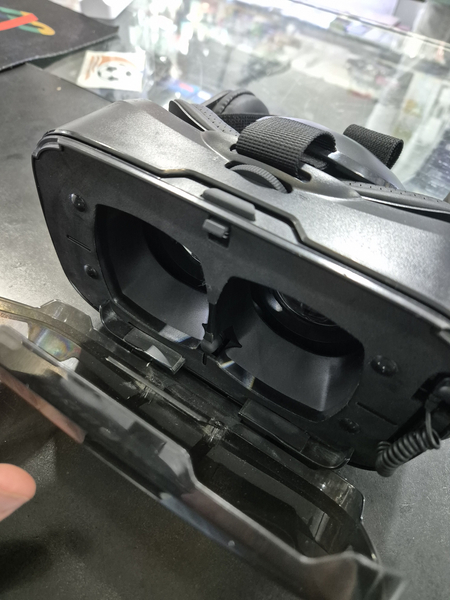 VR 3D на телефон в хорошем состоянии!
