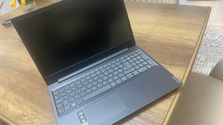 Срочно Lenovo core i3 SSD
