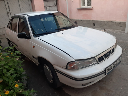 Продаеться дэу нексия 1