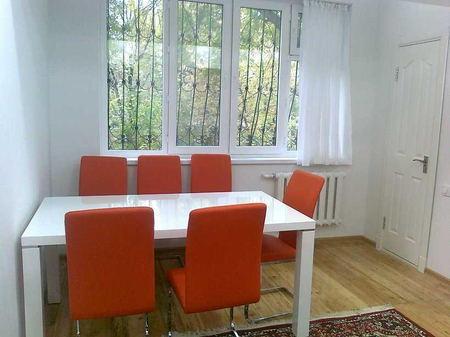 Сдается в аренду 3 ком. квартира 120 м.кв на Ц-7 ,м.Космонавтов.