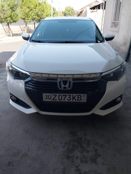 HONDA CRIDER SOTILADI gaz propan qo'yilgan yangi srochni pul kerak