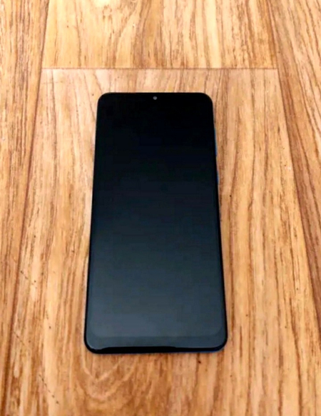VIVO Y03 BOR, 4+4/64 1 Haftalik telefon xali, pul kerak bulyabdi