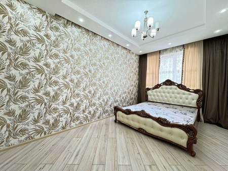 Продаётся 3х комнатная квартира на 2 - этаже + терасса. Шаумяна