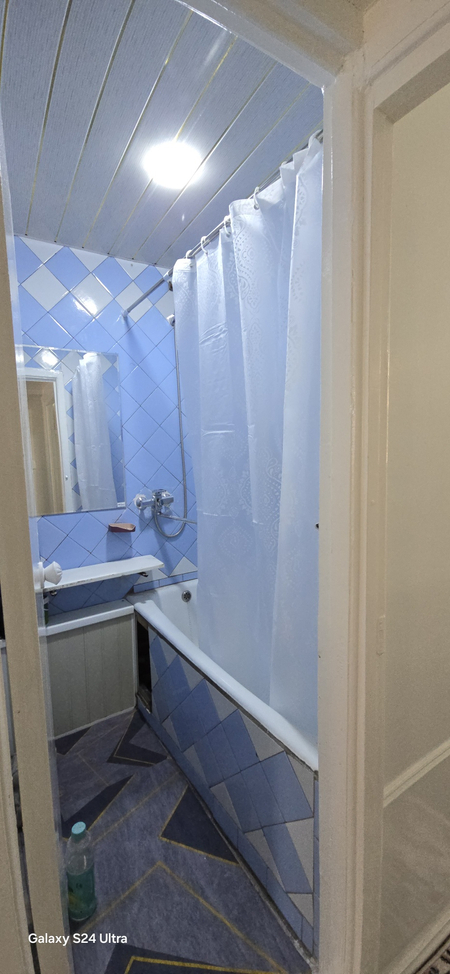 3 хонали уй 2.6 болкон 2 та 3х5 зал