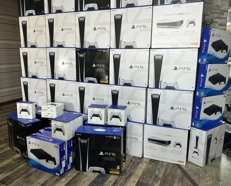 Playstation 5 phat disksli sotiladi oyinlari bilan