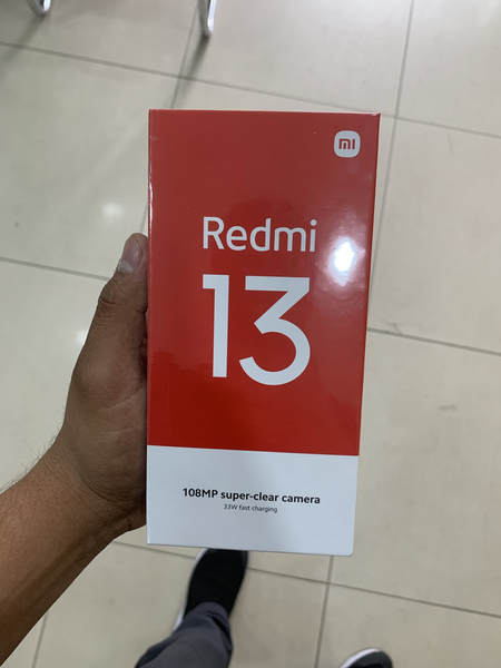 Xiomi Redmi 13 8/128 Gb Qora yengi ochilmagan
