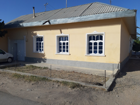Srochna uy sotiladi