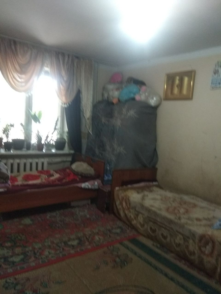 1 xonali uy срочно sotiladi