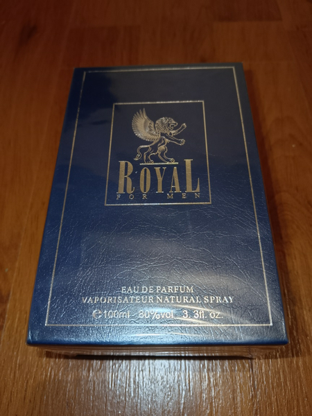Срочно продам новый оригинал мужской духи Royal