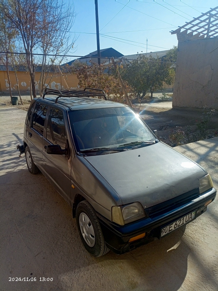 Narxi 15 Tico sotiladi 1997 yil
