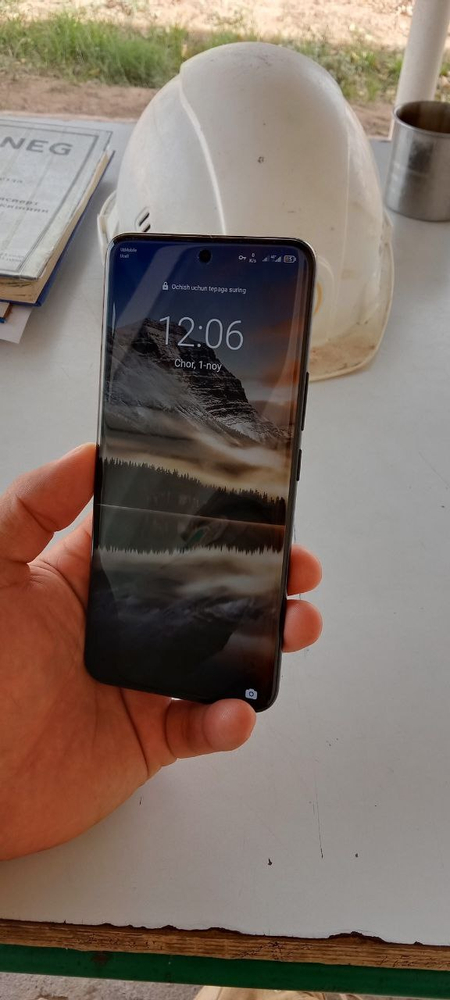 Honor 90 1yil kafolati bor