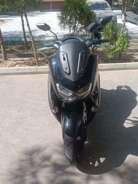 Nmax Sotiladi  Yamaha