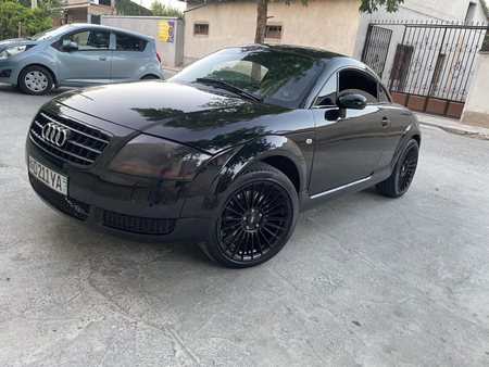 Продается Audi TT