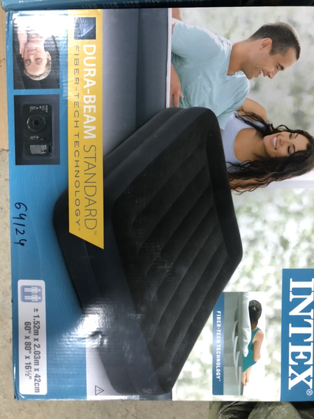 Двуспальная надувная кровать Intex 64140 Essential Rest Airbed (152x20