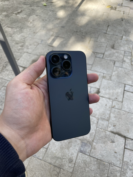 Iphone 15 pro 128 Gb ideal karobka dokument