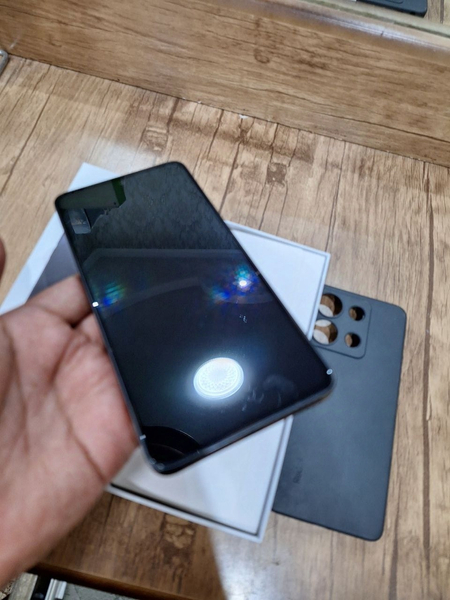 Redmi Note 13 sotiladi. Holati ideal.