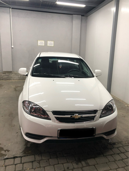 Chevrolet Gentra 1 pozitsiya