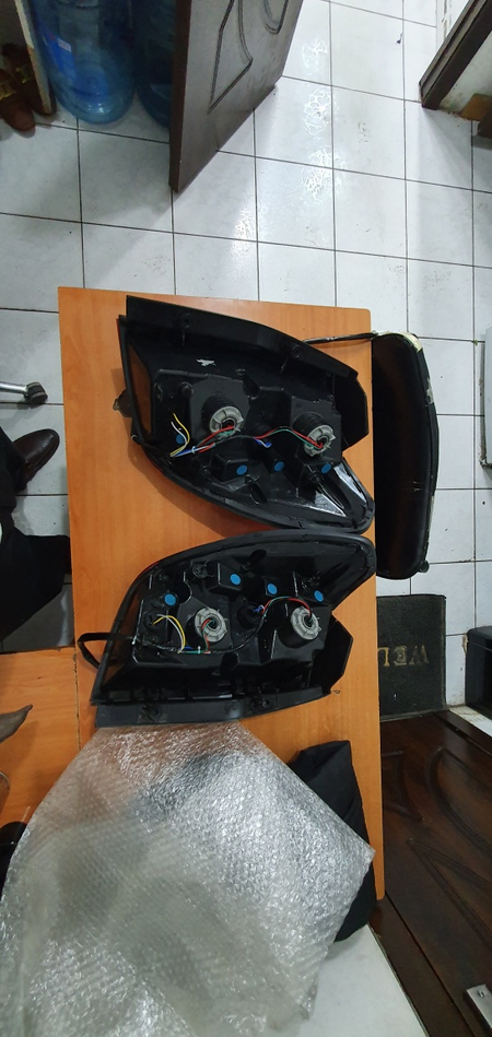 Captiva 3,4 orqa fara 101 % orginal koresk ki xolati yengi