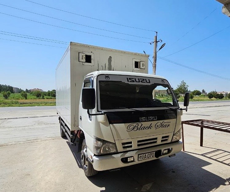 Isuzu sotiladi.Qarshi.